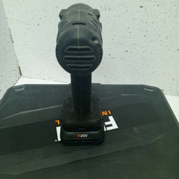 Гайковерт Ferm CDM1142P