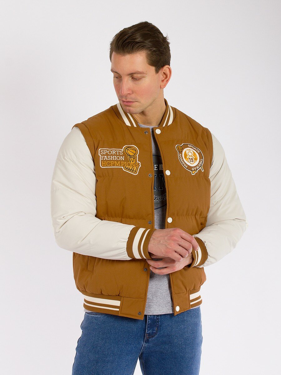 Куртка бомбер с отстегивающимися рукавами