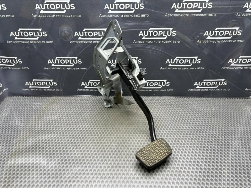 Педаль тормоза Opel Astra H 2012 (Z18XER) Б/У с пробегом Арт. 21868