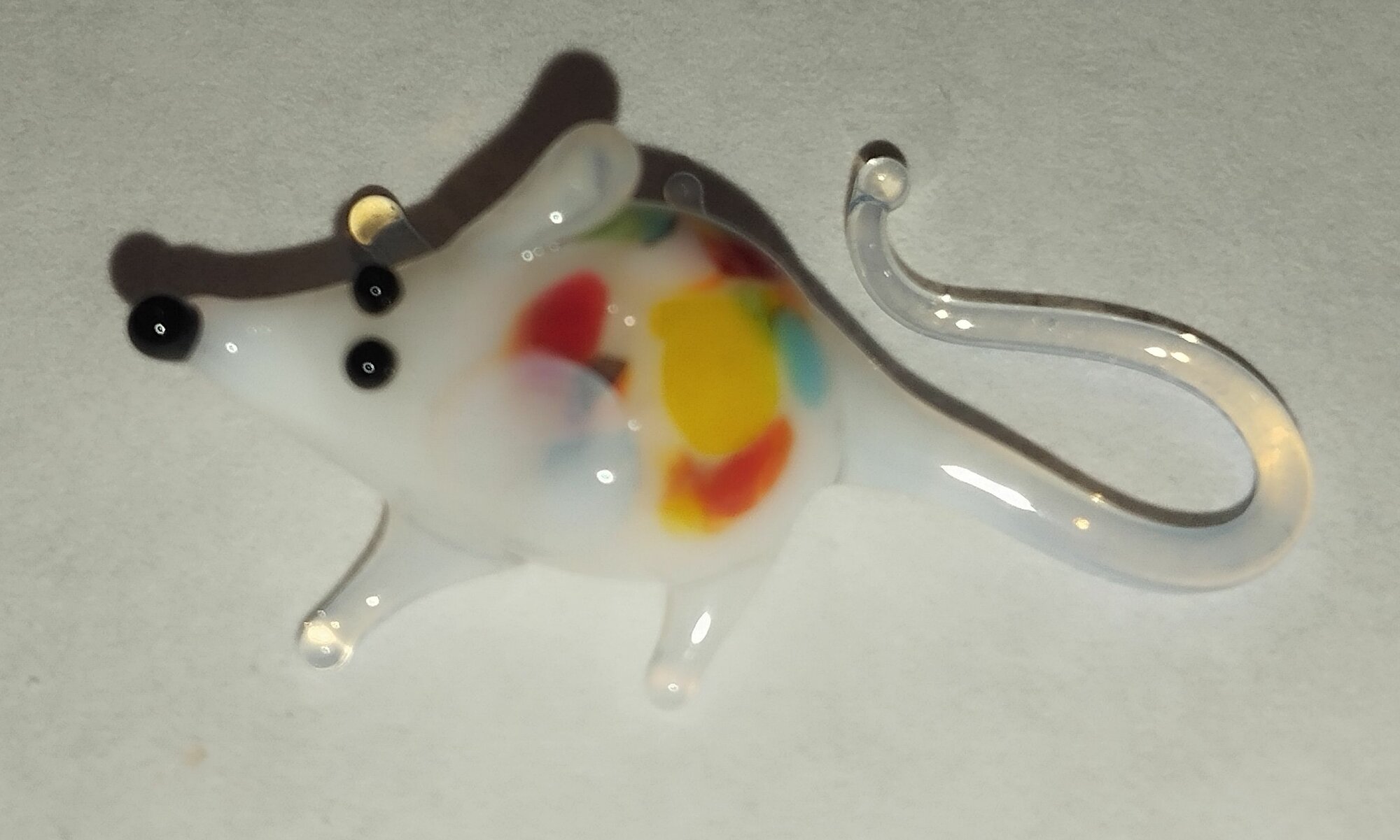 Стеклянная микро фигурка мышь с хвостом