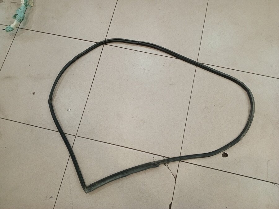 Уплотнитель двери задней левой от Chevrolet Lacetti J200 2003-2013