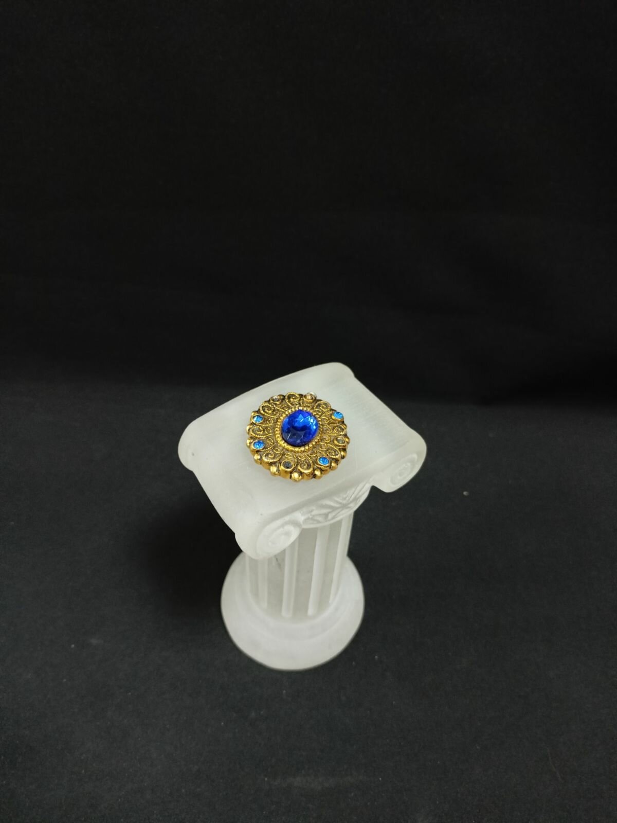 Советский кулон Рекорд, не хватает вставок, есть клеймо треугольник, подвеска, сделано в СССР.