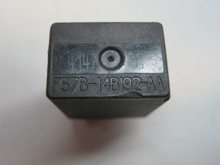 Реле F57B14B192AA H8QTB Форд Фокус 1 - 2 USA многофункциональное - H8QTB- Черное
