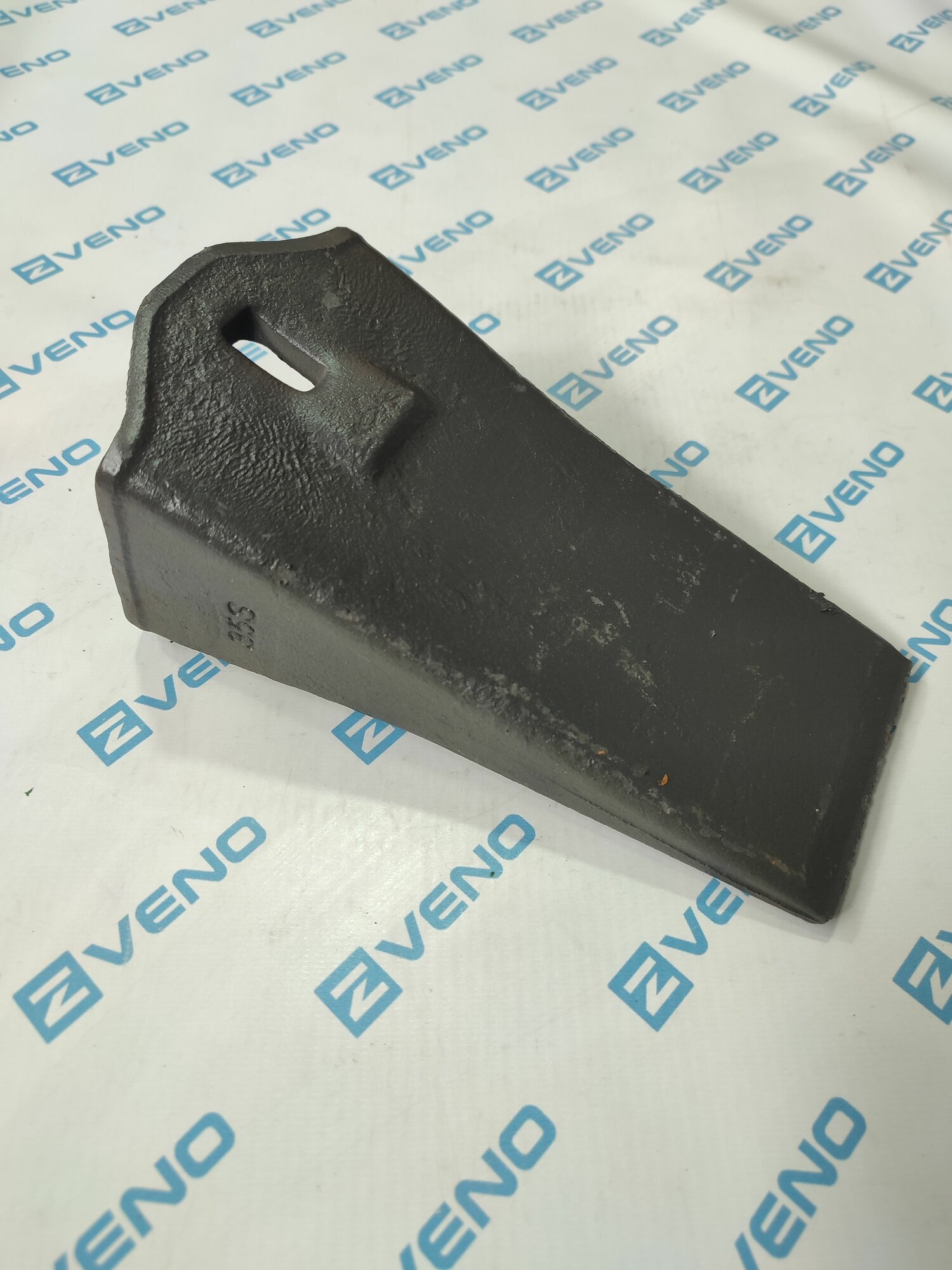 Коронка кованая 35S, 205-70-74272 AILI для экскаватора ESCO Hitachi EX200-2, 200-5, 220, ZX220