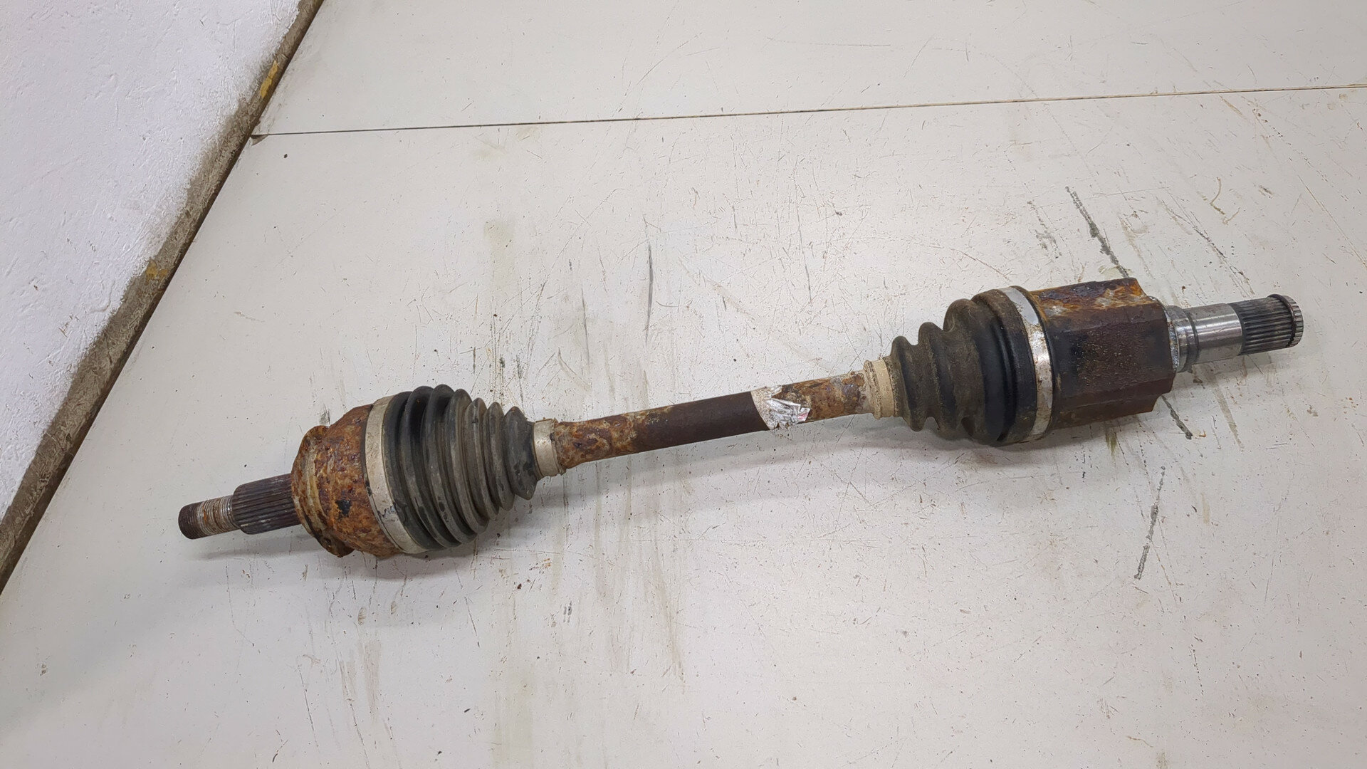 Полуось (вал, шрус) левая передняя Mazda CX-5 Б/У