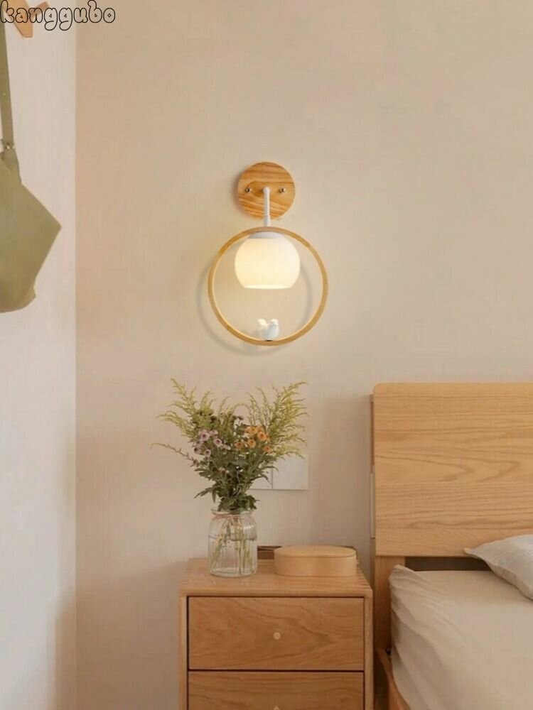 Декоративный настенный светильник из цельного дерева и смоляной птицы