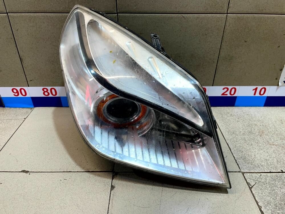 Фара правая Geely MK 1017009815