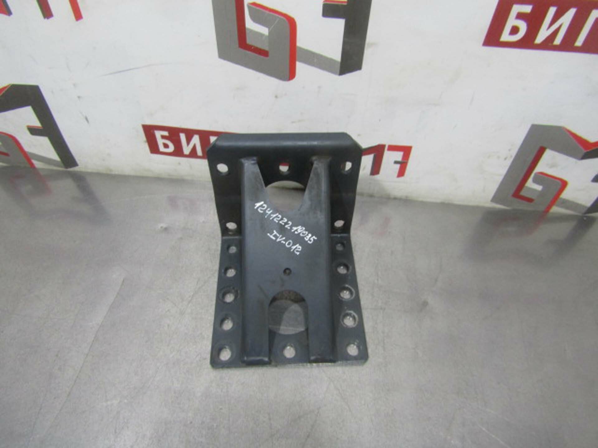 Кронштейн траверсы IVECO STRALIS