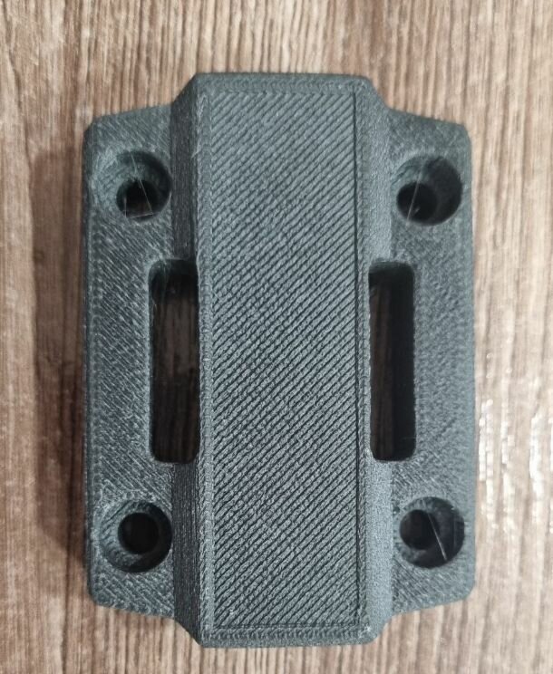 Декоративные накладки на дуги мотоцикла 65х45х35 диаметр дуги 25 мм. ABS пластик.