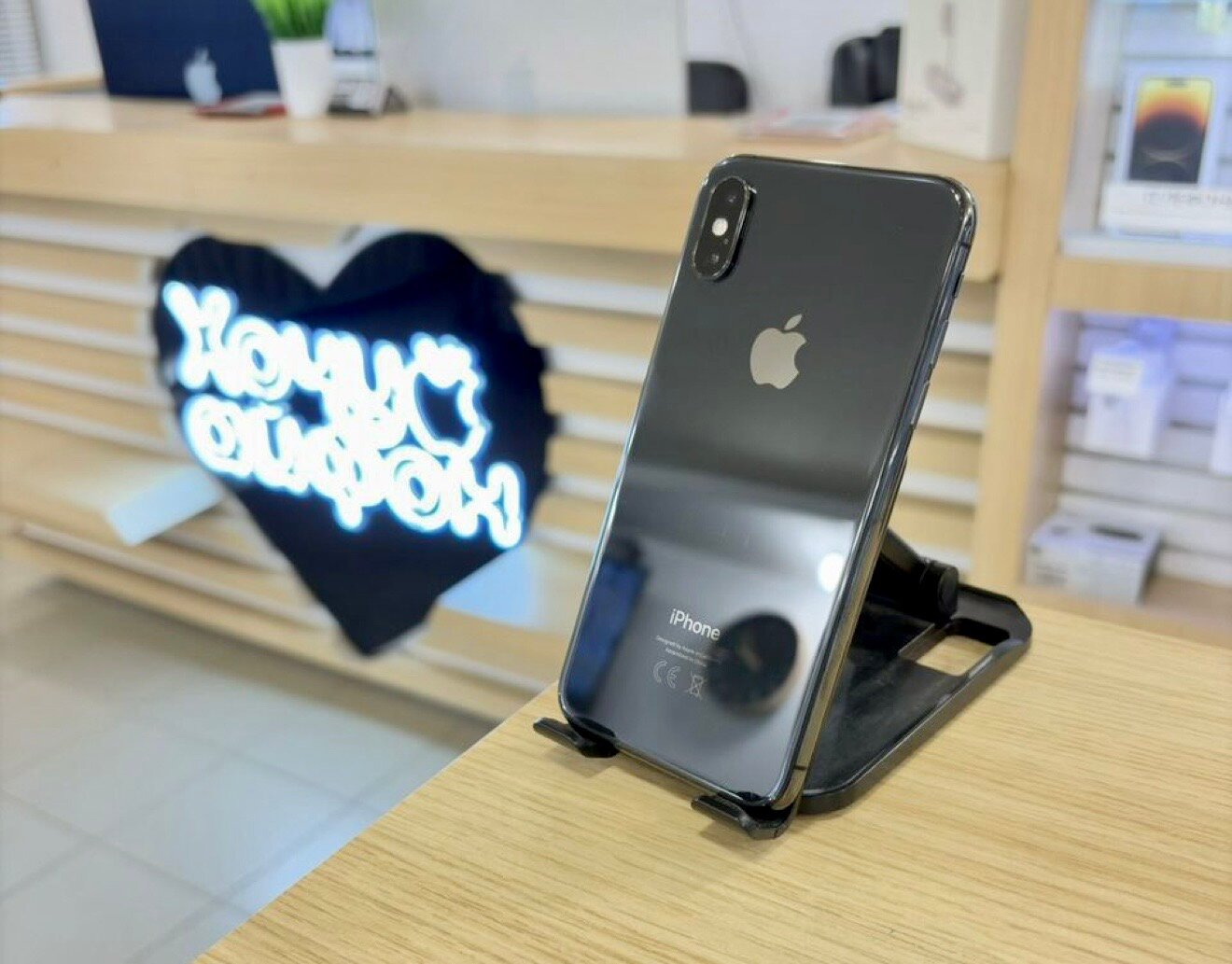 Смартфон Apple iPhone XS 256Gb Space Gray (как новый) FT9H2RU/A (4G LTE)