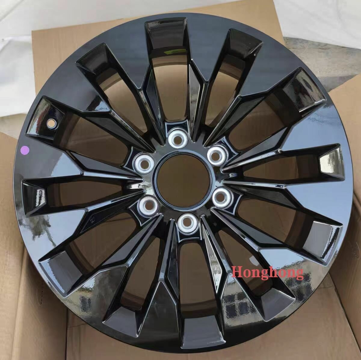 TANK 500 TANK500 Колесный диск Литой 19x8.5" PCD6х139.7 ET36 D100.1