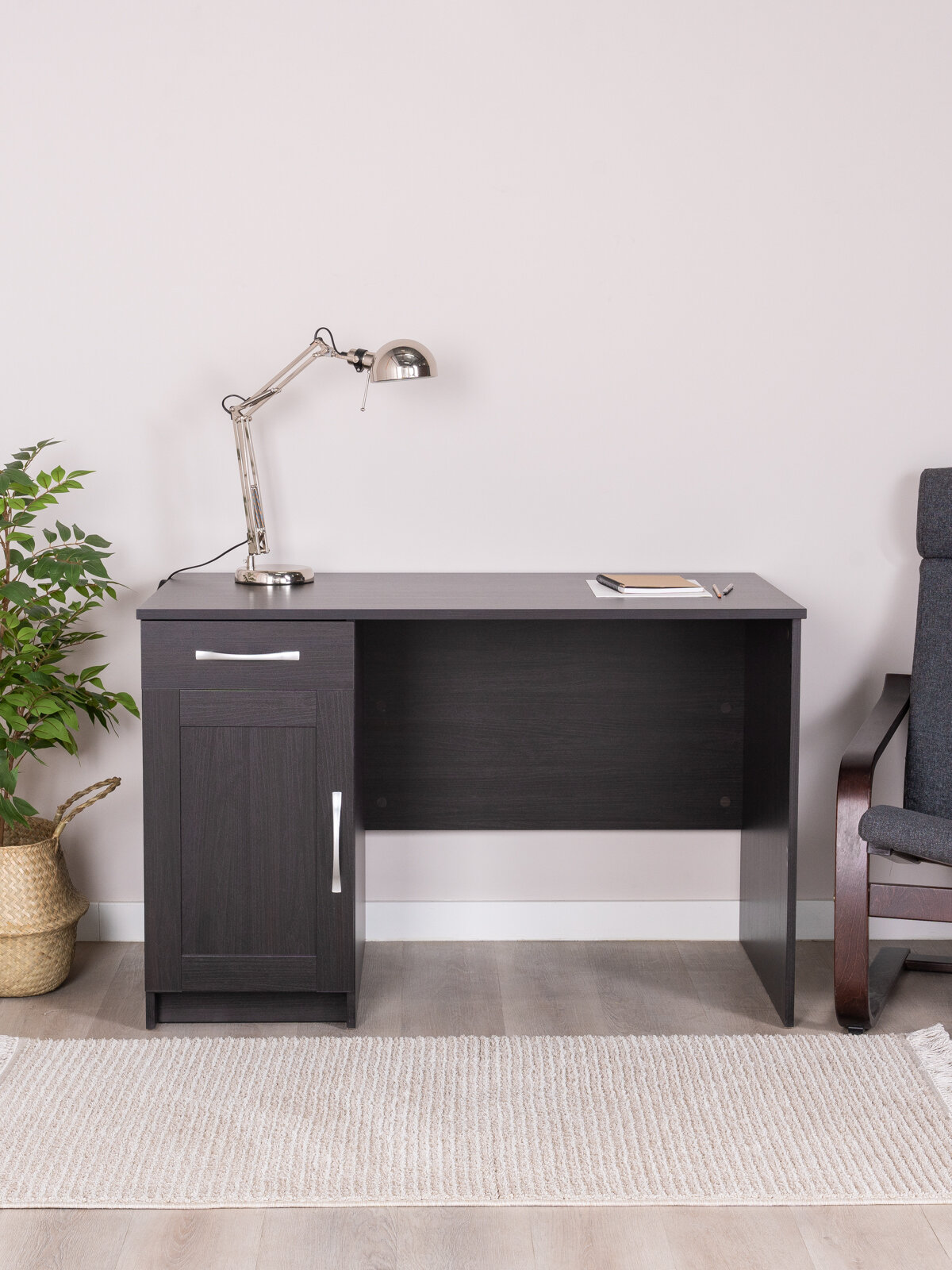 Стол письменный ГУД лакк Кастор, 1 ящик, 116х65х75 см, черный, дуб венге