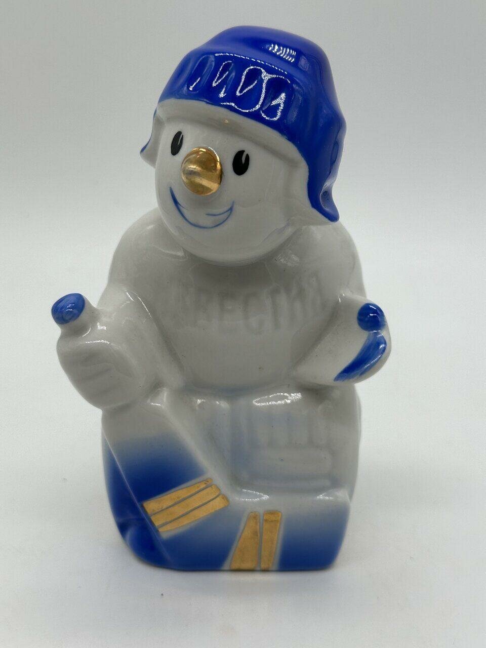 Статуэтка снеговик хоккеист дулёво СССР 1970 год