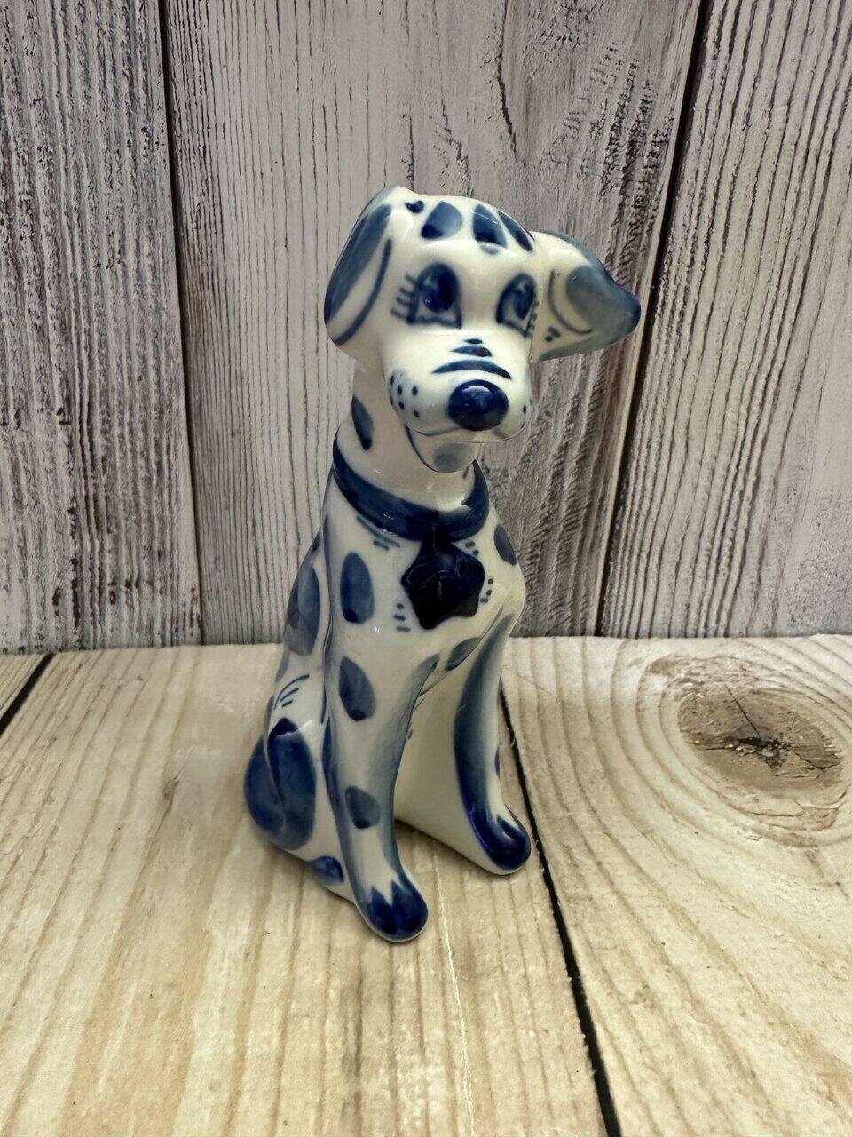 Статуэтка Хитрая Собака Гжель Фарфор винтажная