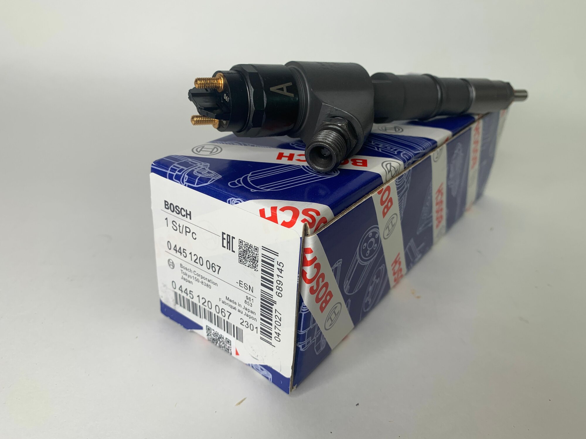 Форсунка топливная Bosch 0445120067