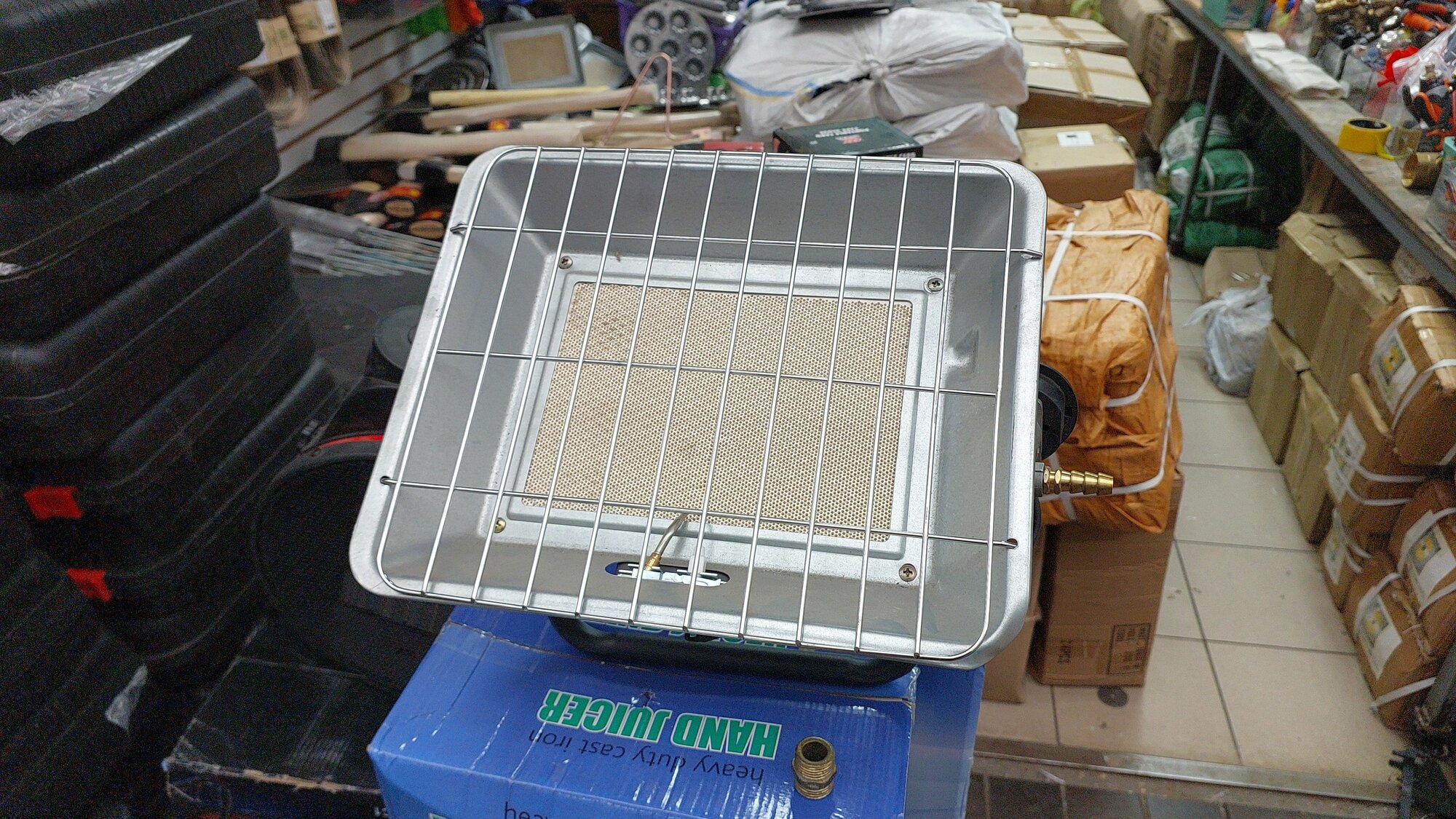 Газовый обогреватель, 4 кВт, с регулировкой подачи (шланг и редуктор в комплекте не поставляются)