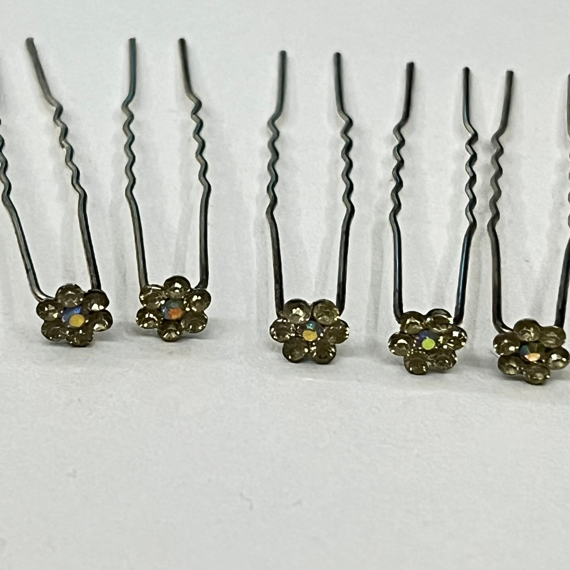 Шпильки для волос