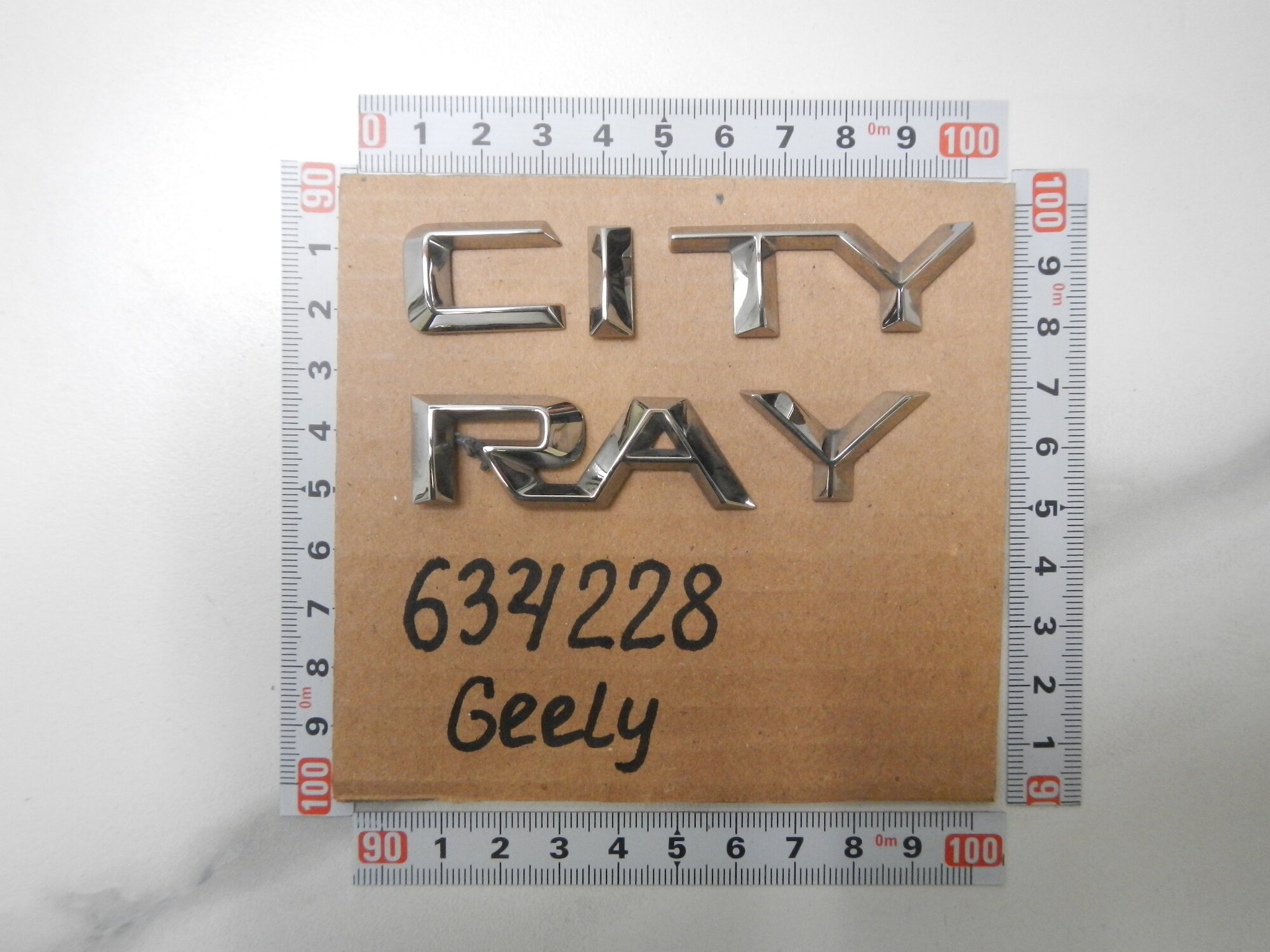 Б/У Эмблема на крышку багажника, Geely (Джили)-CITYRAY (24-) GEELY CITYRAY (24-) Потертости. 634228 GEELY арт. 6608181577