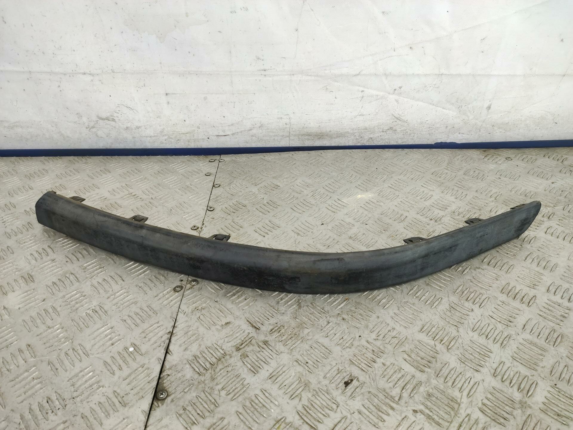 Молдинг переднего бампера левый Volvo V70 2 2001 9190298