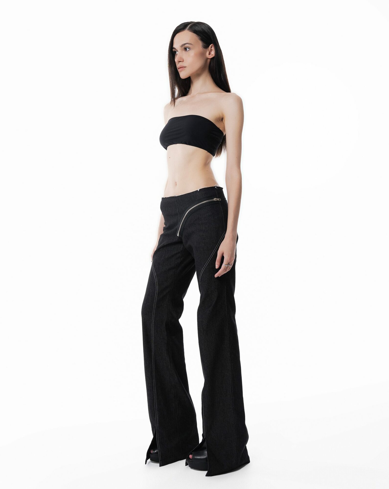 Джинсы клеш 