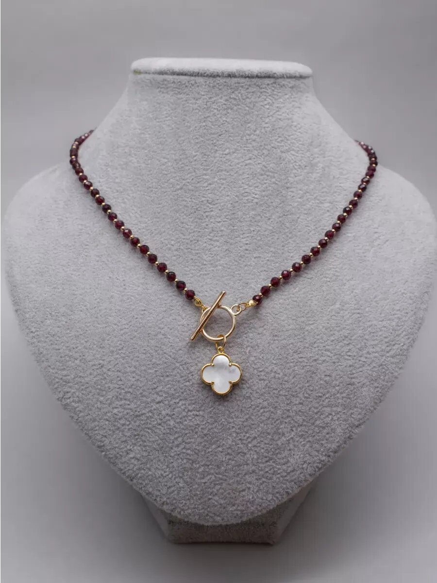 Колье, гранат