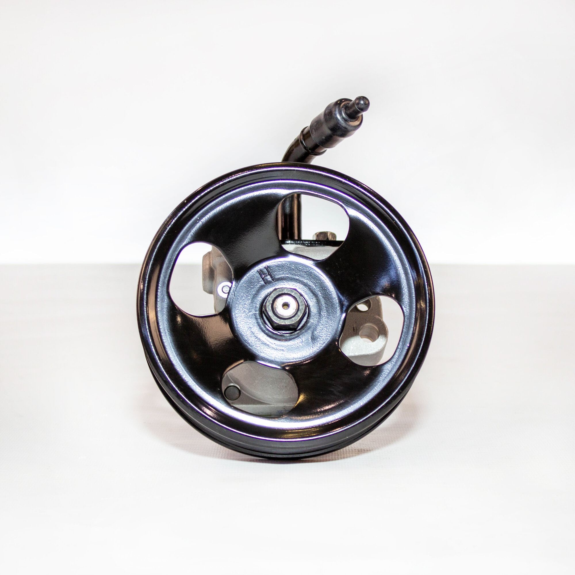 Насос гидроусилителя руля Nadoka для автомобиля KIA RONDO/OPTIMA 06-09