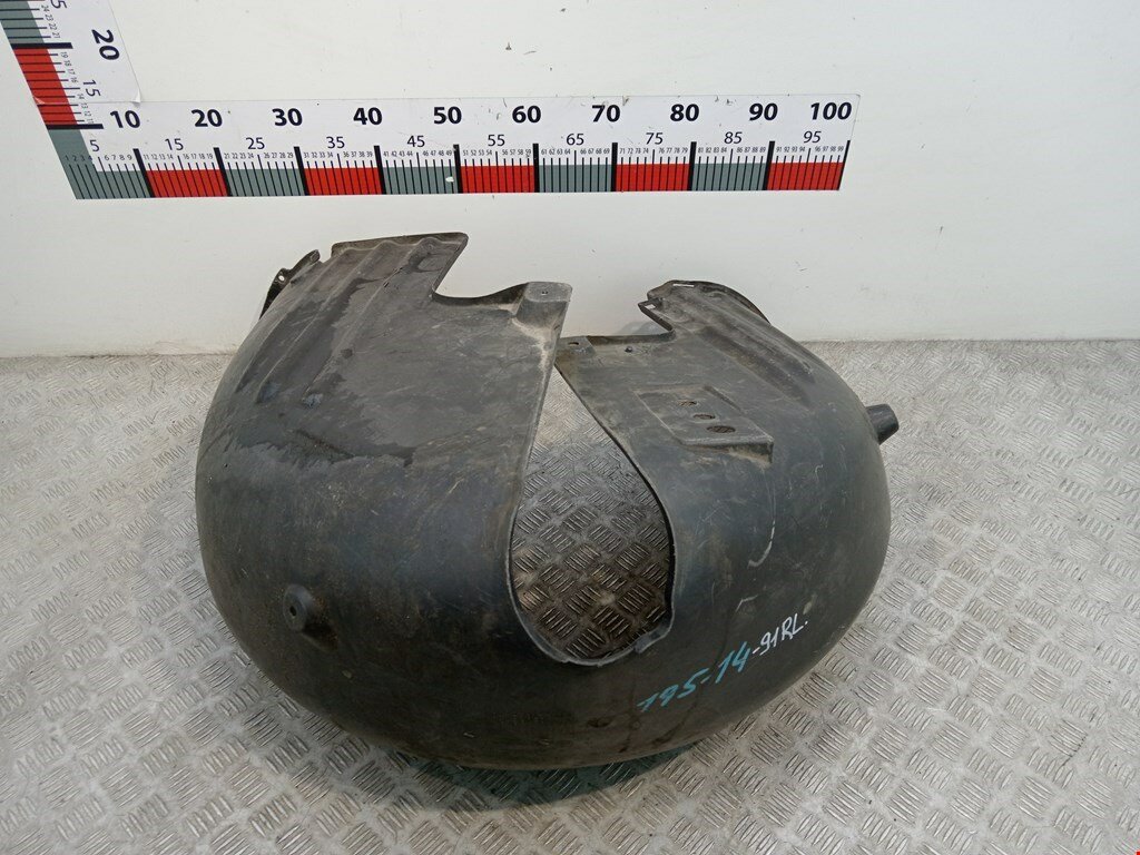 Подкрылок (защита крыла) задний левый BMW 7-Series (E65/E66) 51717136681 арт. 2248486