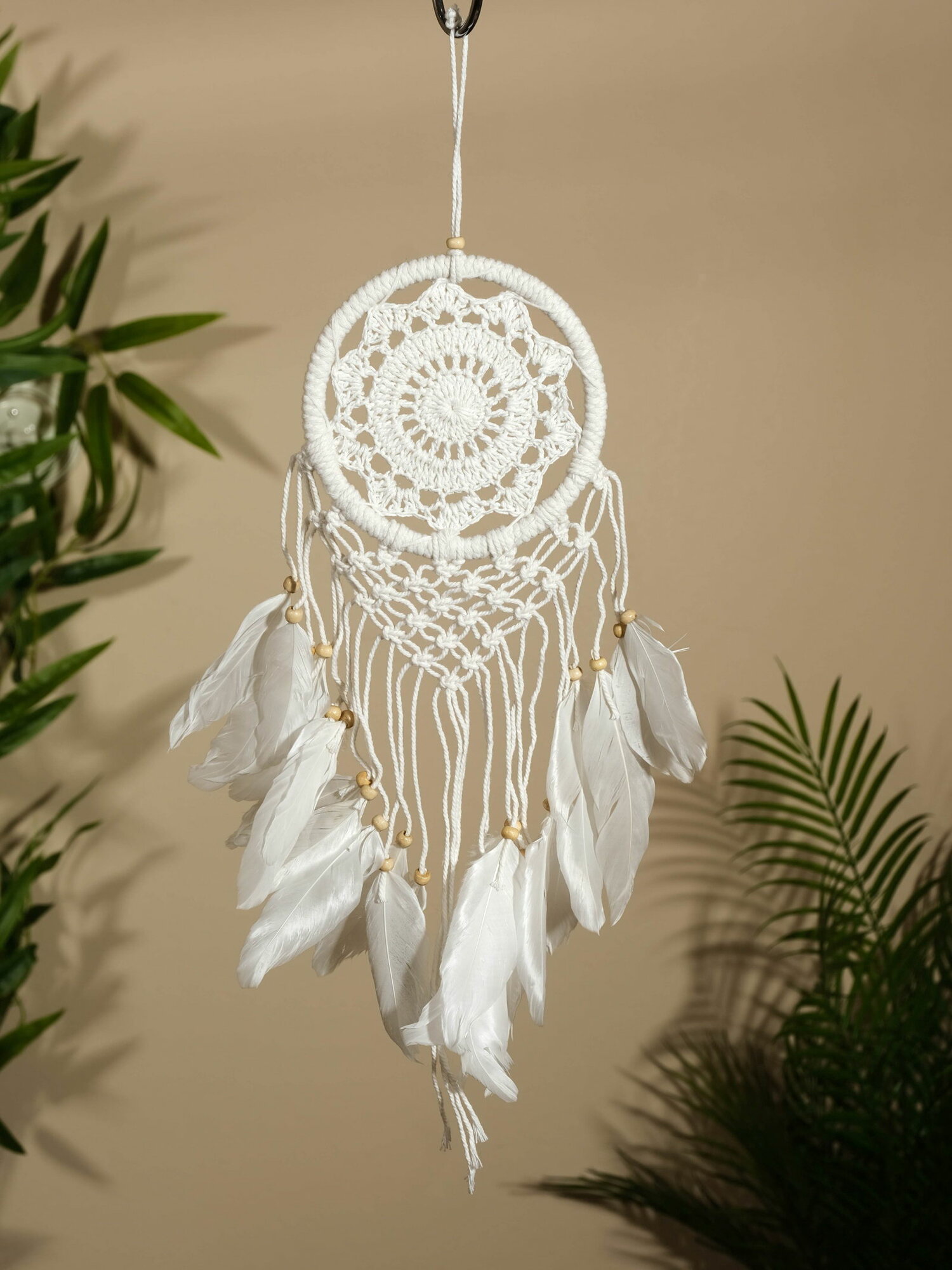 Ловец снов "Белый цветочек", 12x50 см, форма: круглая, особенности ловцов снов: без особенностей