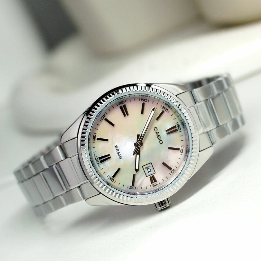 Наручные часы CASIO Collection, серебряный, голубой — фото 1