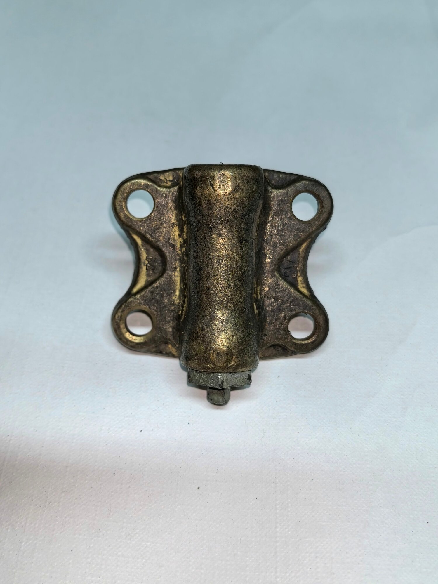 Кран колёсный ЗиЛ-131 запора воздуха 131-4224110-01