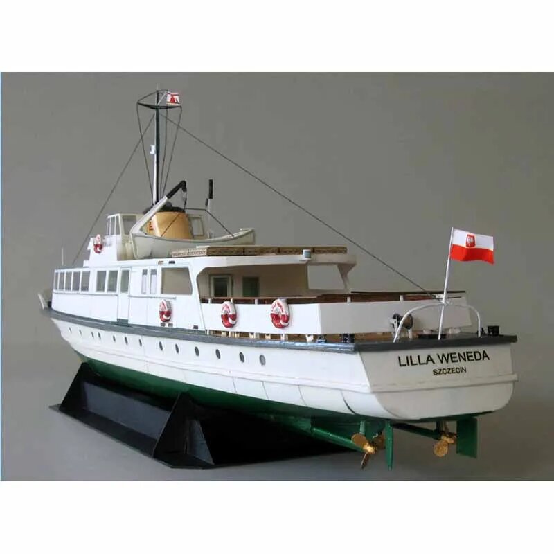 Бумажная модель корабля 1:100 Польша