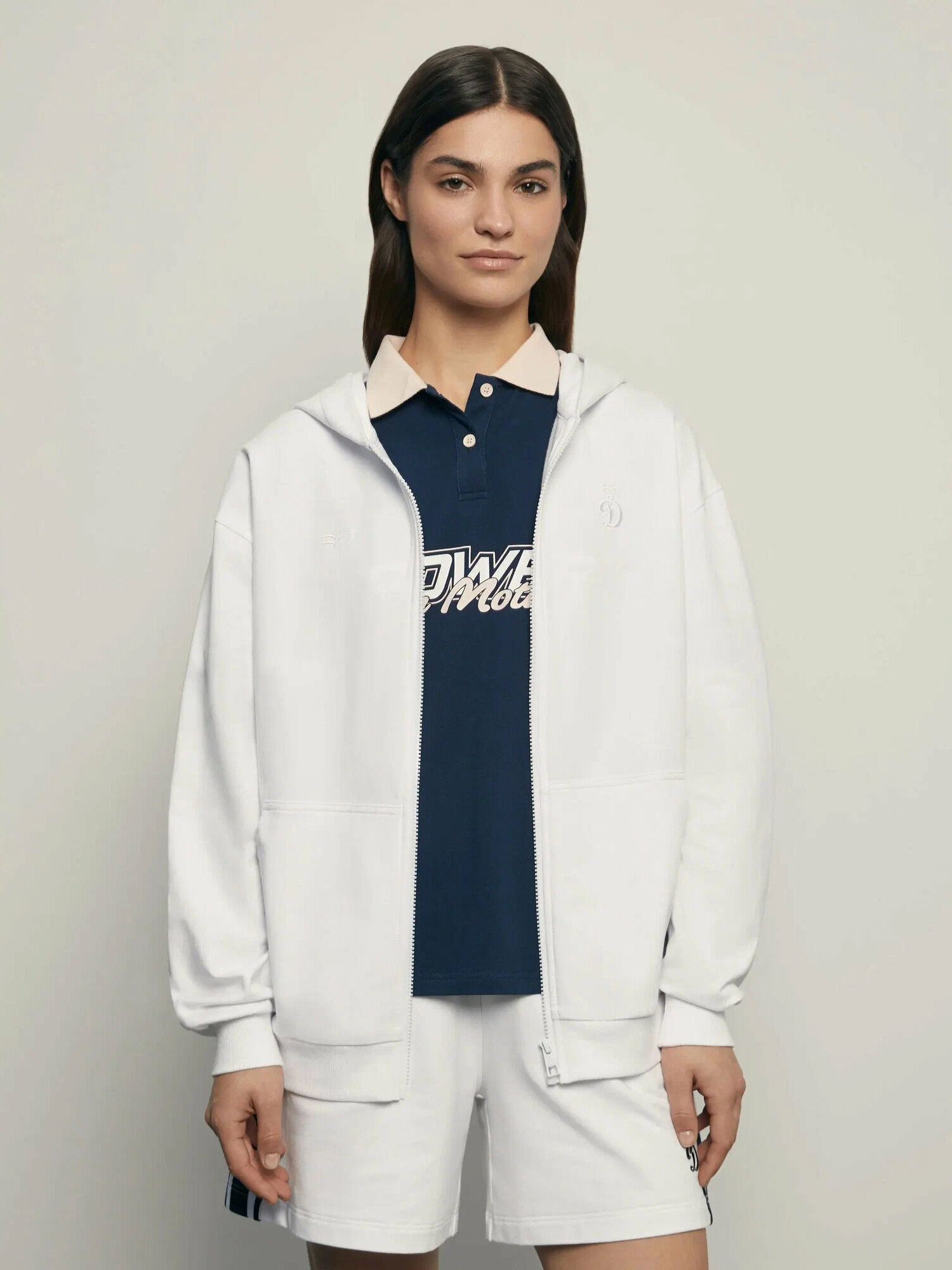 Толстовка спортивная