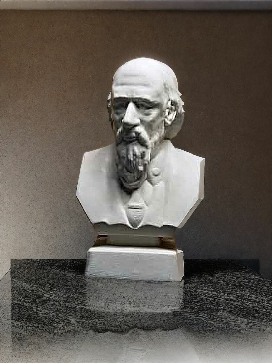 Бюст Некрасова из камня BN574. Высота 65мм. Высокая детализация. Белый.