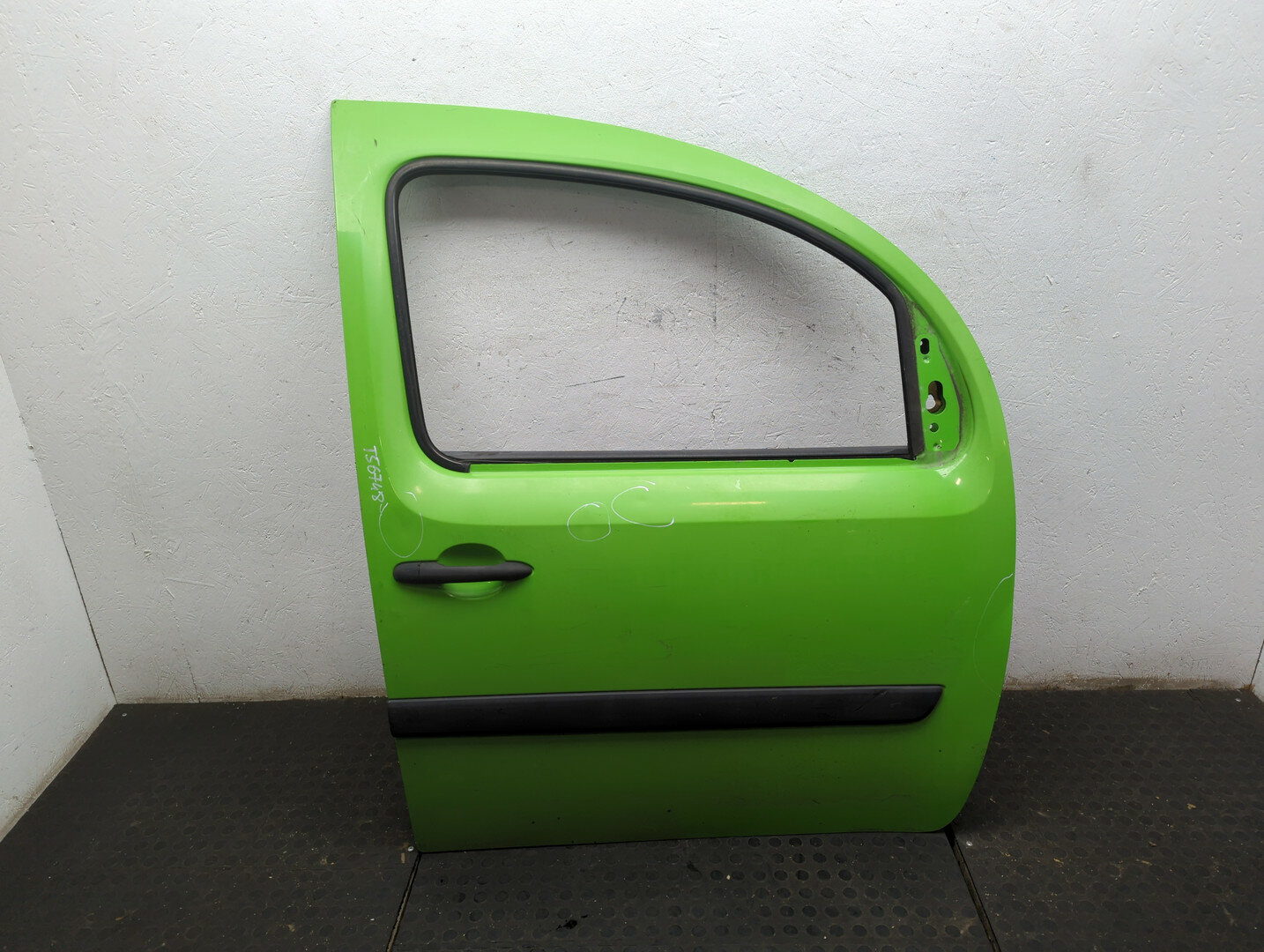 Дверь боковая (легковая) правая передняя Renault Kangoo Б/У