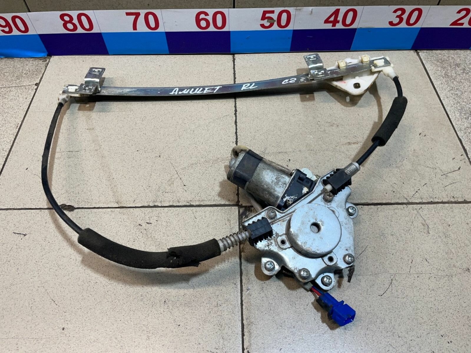 Стеклоподъемник задний левый Chery Amulet A15 A116204110TA
