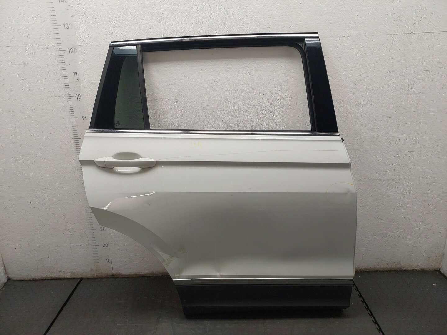 Дверь боковая (легковая) правая задняя Volkswagen Tiguan Б/У