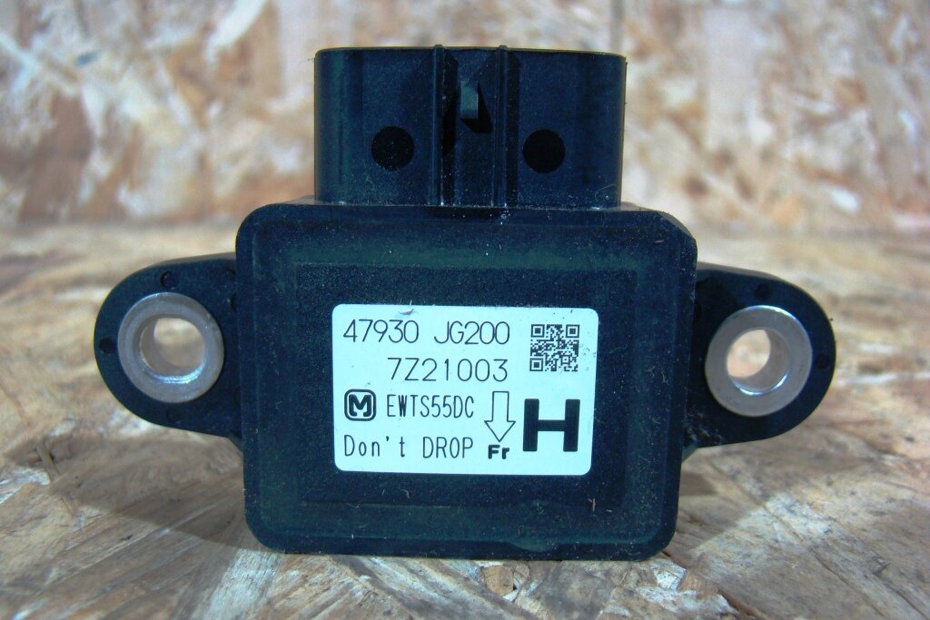 Nissan X-Trail T31 Датчик ускорения 47930JG200