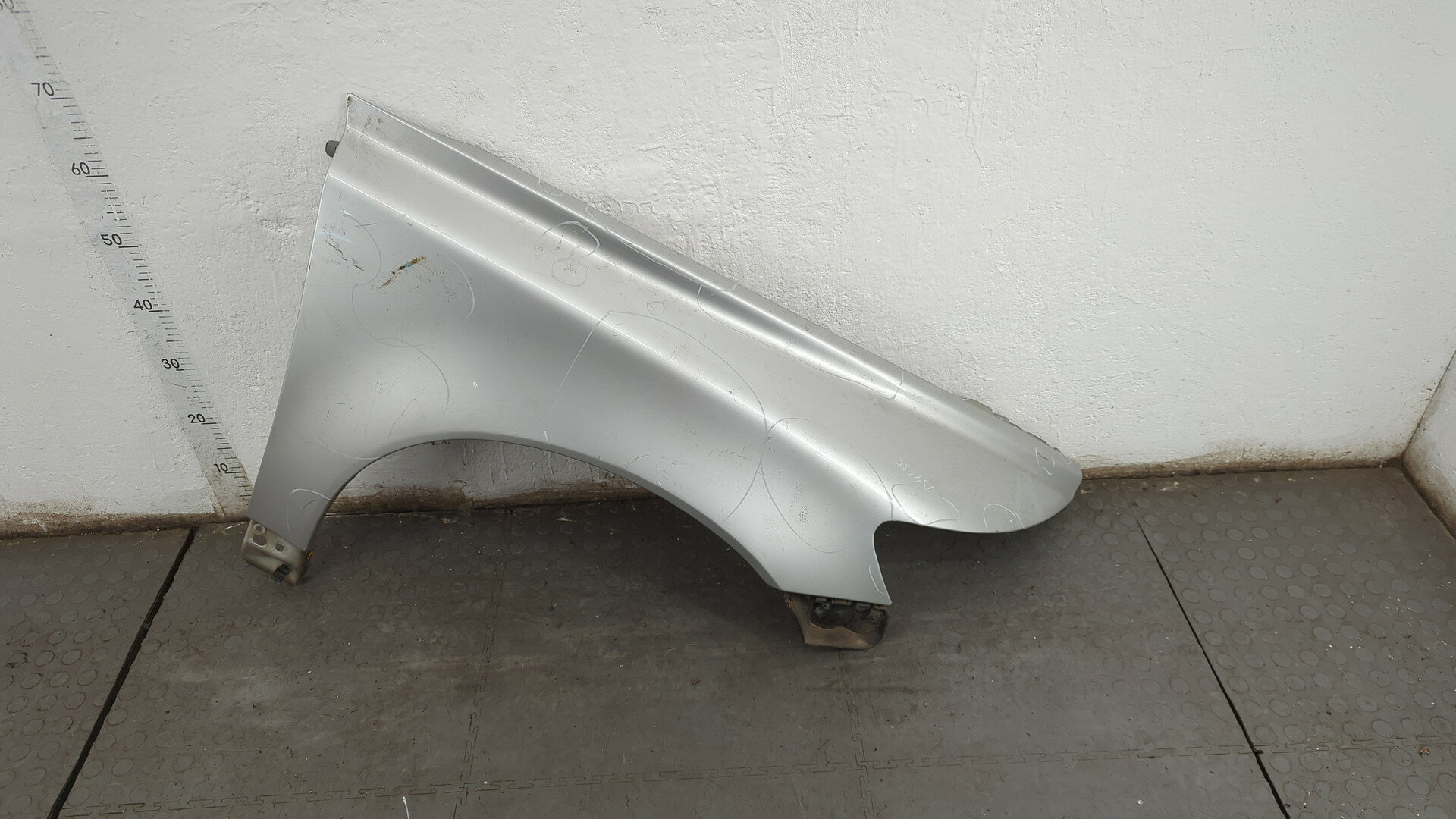 Крыло правое переднее Volvo V50 Б/У