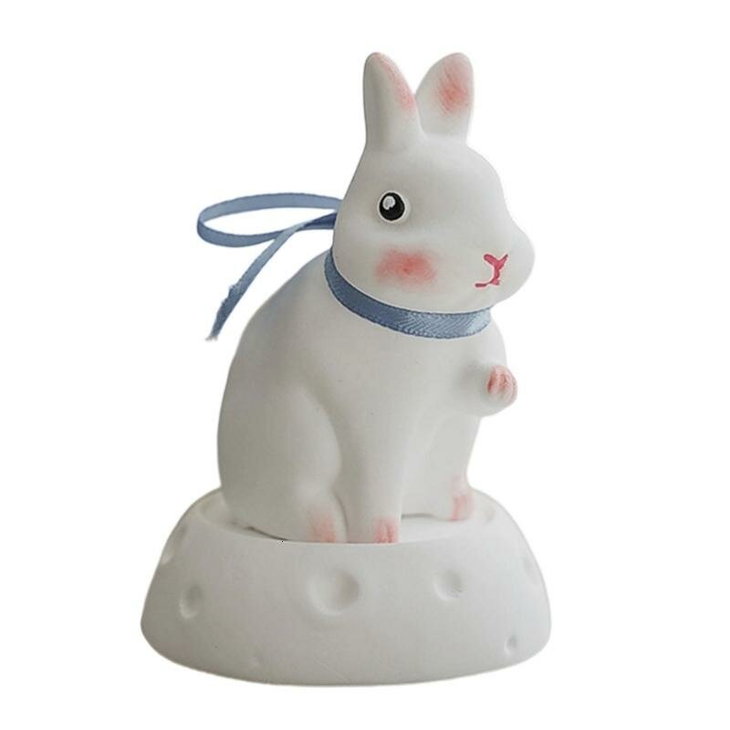 Восковая фигура "Лунный кролик", - Гипс