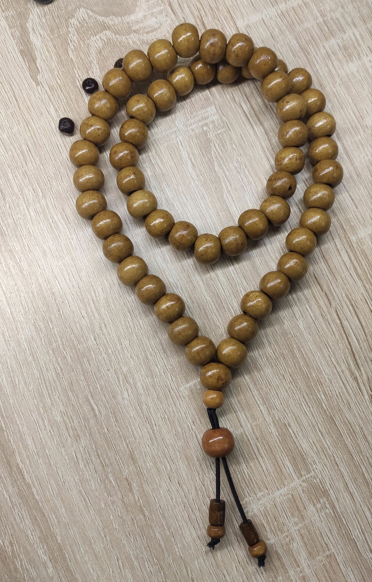 Четки 54 бусины буддийские, крупные цв. медный
