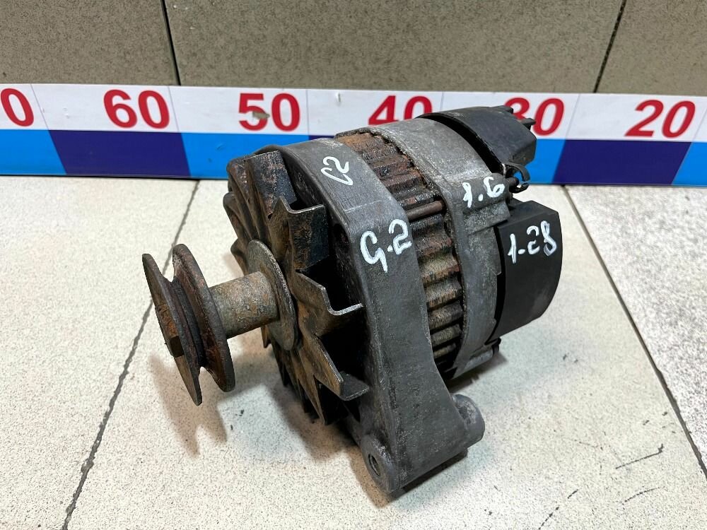 Генератор VW Golf II 026903015E