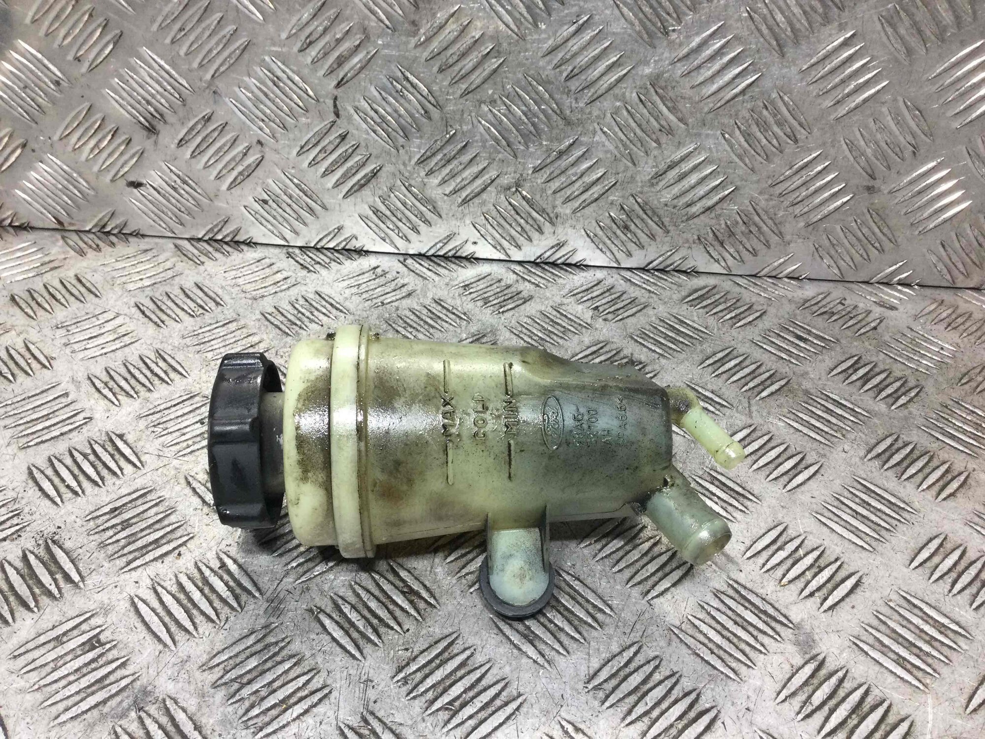 Б/У Бачок гидроусилителя Ford Focus 1 поколение [рестайлинг] (2001-2005) 2002 г.