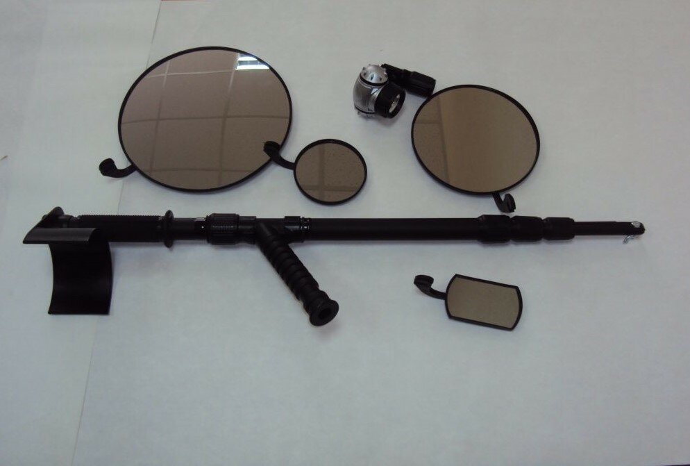 Штанга досмотровая УДф 03. 4/0,7-2,05 м, с фонариком и 4 зеркалами