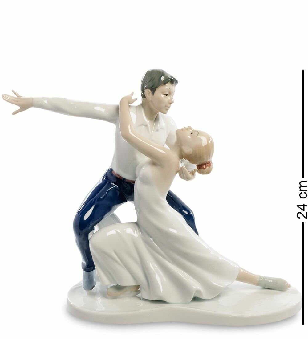 Статуэтка Пара фигуристов (Pavone) A2093570 Pavone, Фарфор