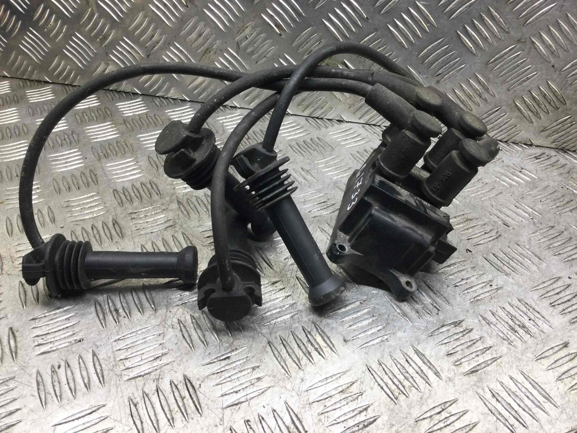 Б/У Катушка зажигания Ford Focus 1 поколение [рестайлинг] (2001-2005) 2003 г.