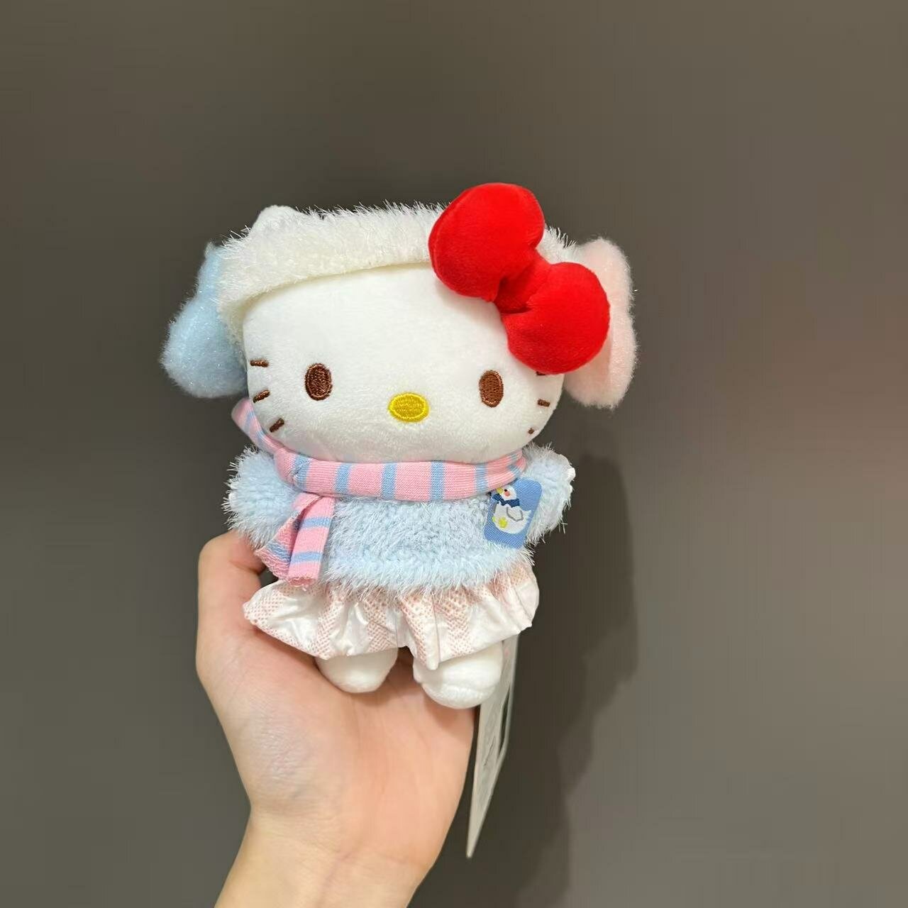 Настоящий милый зимний подвеска Hello Kitty, мультяшная кукла кота, плюшевая игрушка, подарок для лучшего друга