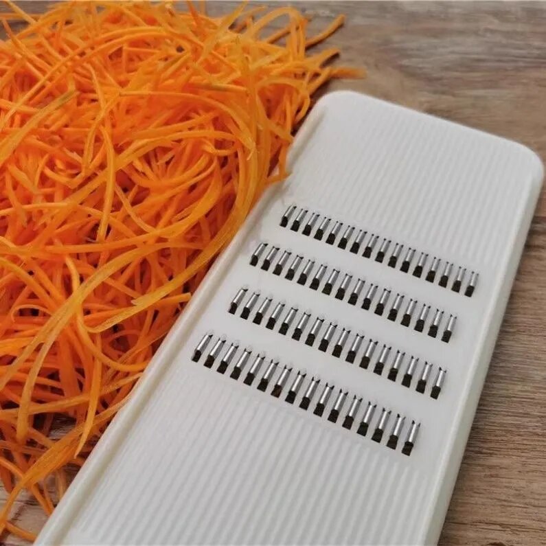 Овощерезка для тонкой соломки (картофель, морковь, свекла), ручная терка.