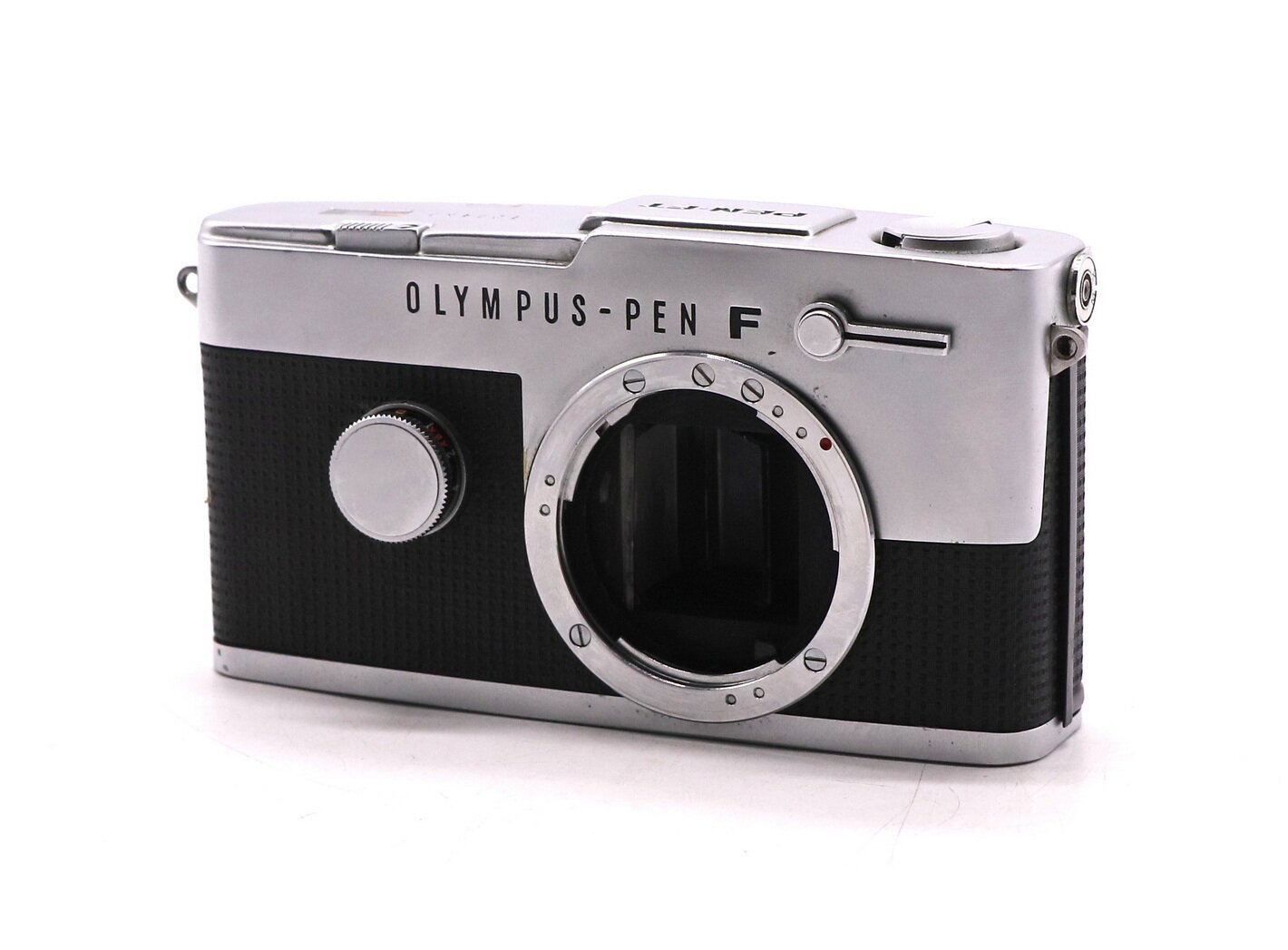 Зеркальный полукадровый Olympus Pen F body