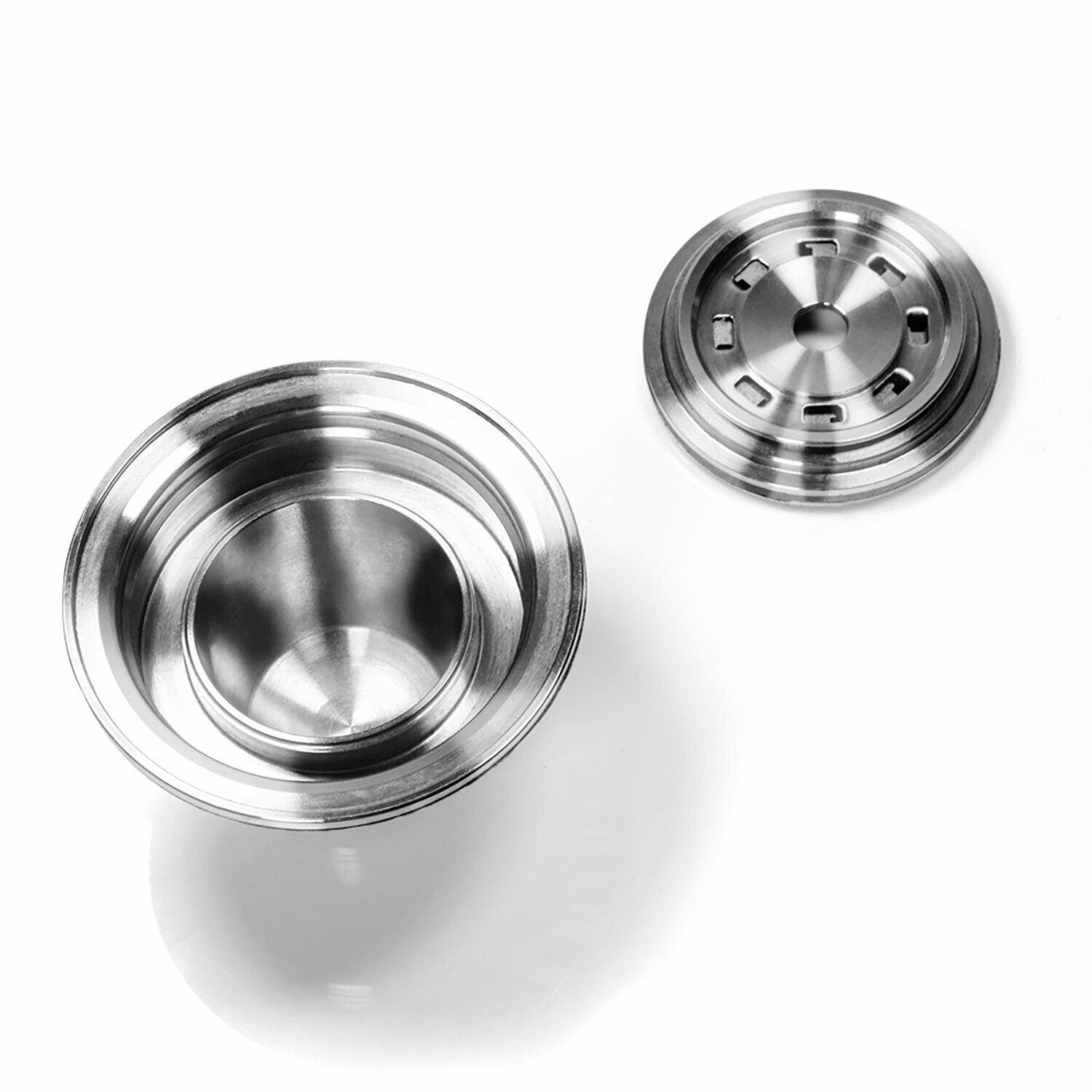 Адаптер для капсул кофе из нержавеющей стали Конвертер капсул Nespresso для кофемашин Vertuolline GCA1, Delonghi ENV135, Delonghi ENV150, Совместим с капсулами Nespresso (37*28.5 мм) или меньше, Размер 57*36 мм, Цвет серебристый, Количество 1 шт.