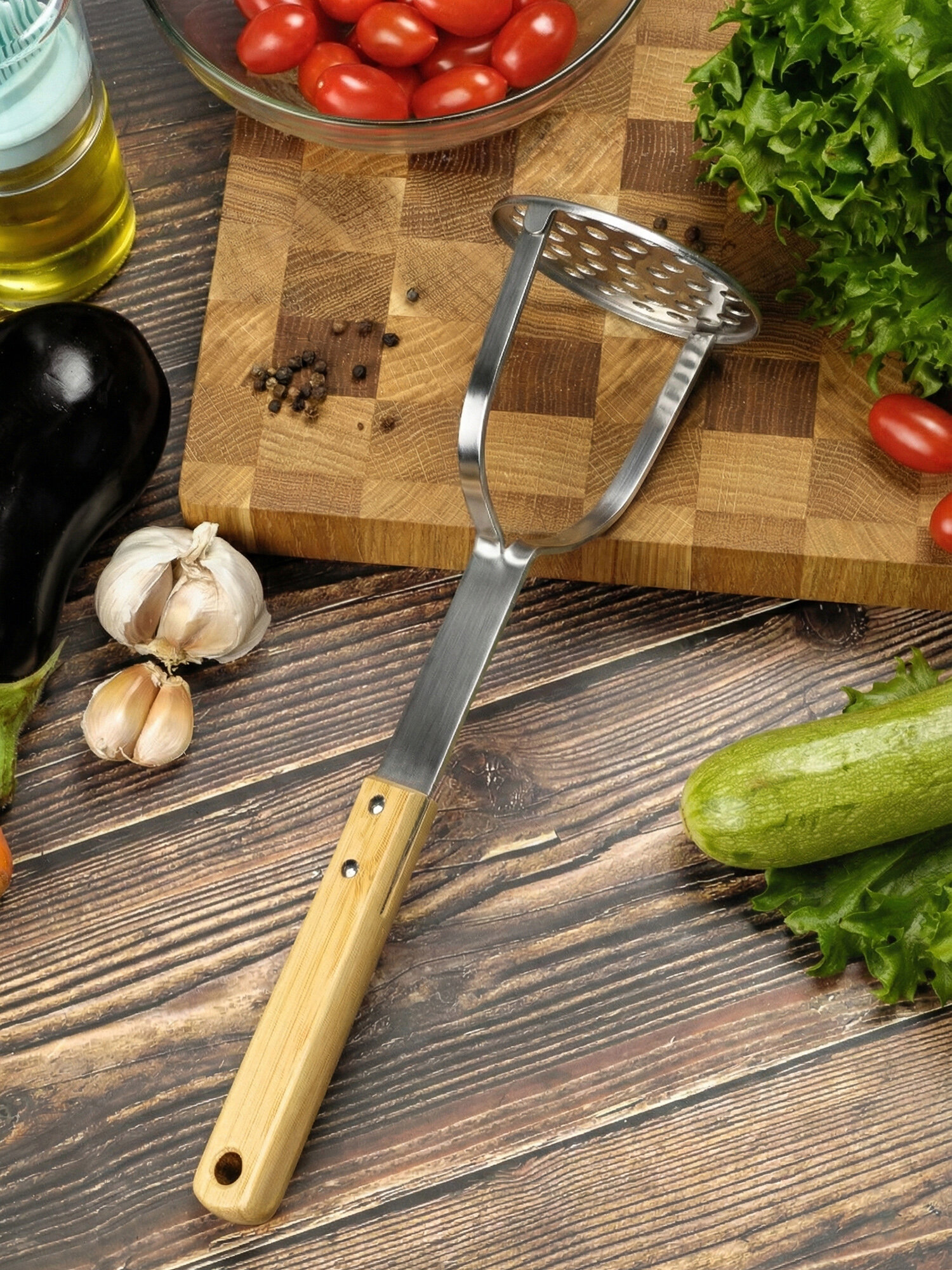 Толкушка для картофеля / Пресс для картофеля профессиональный, деревянная ручка / Картофелемялка